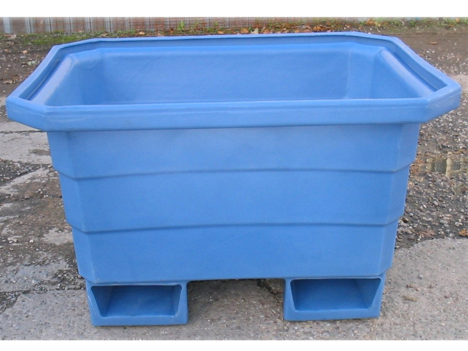 Forklift Mortar Tub — Wade Building Supplies