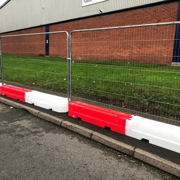 Construction Site Barriers - Safery Barriers | Wade – Wade Building ...